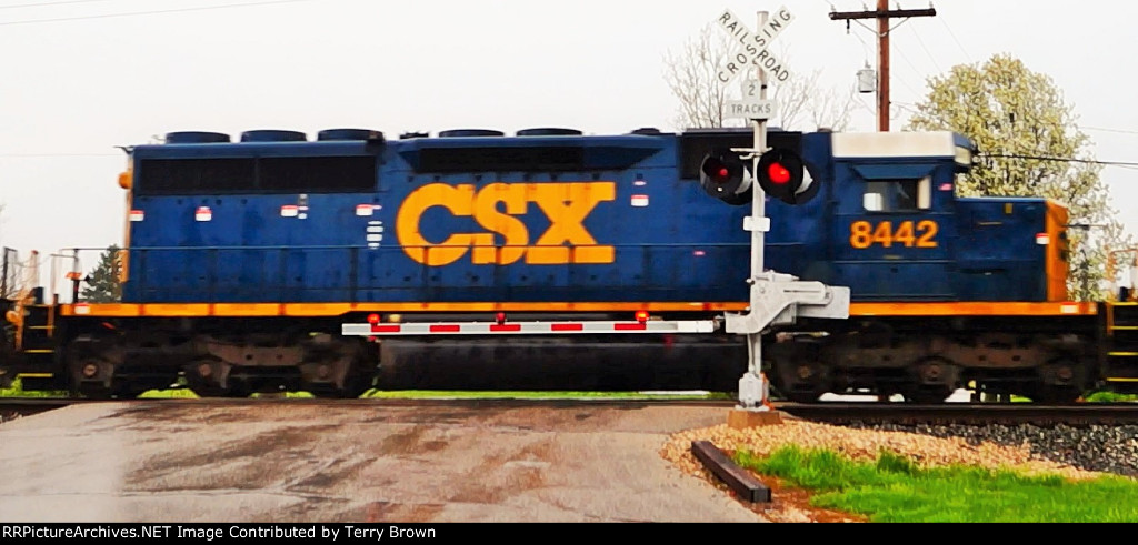CSX 8442